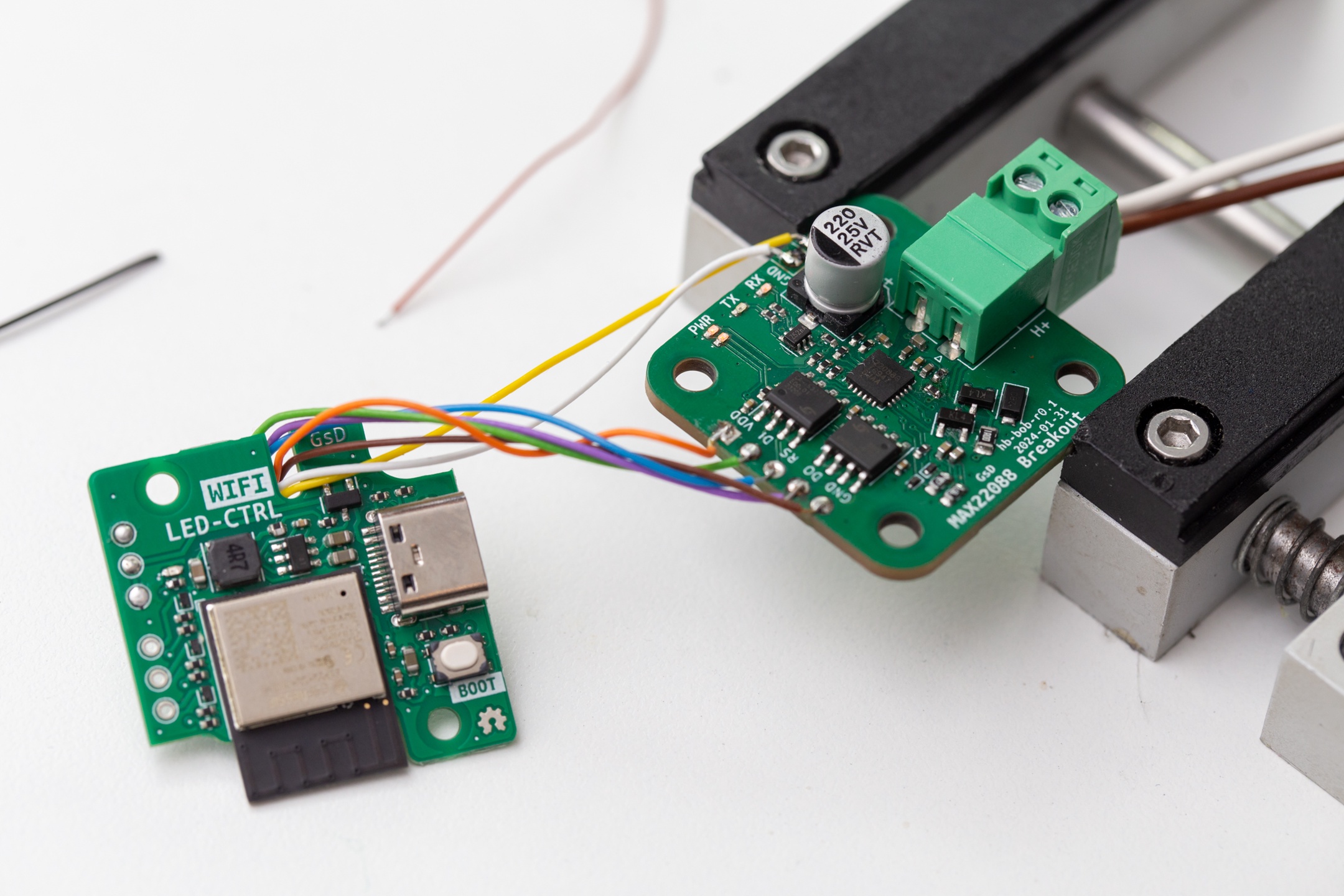 Daikin ESP32 WiFi controller | Greg Davill's Projects